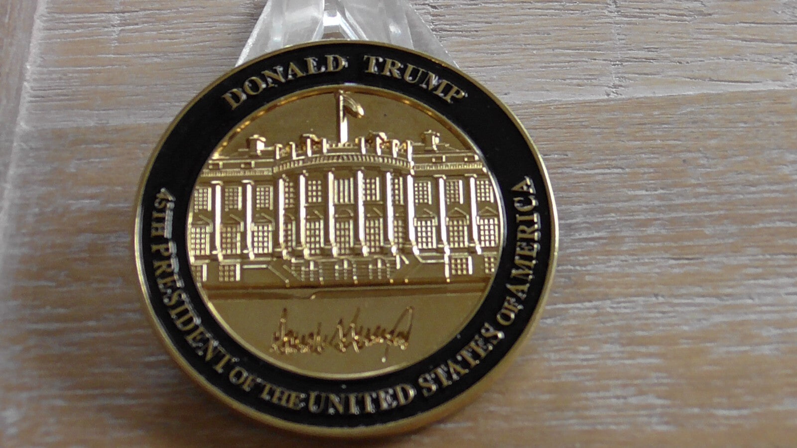 President Donald Trump White House MAGA POTUS Challenge Coin #B506 ...