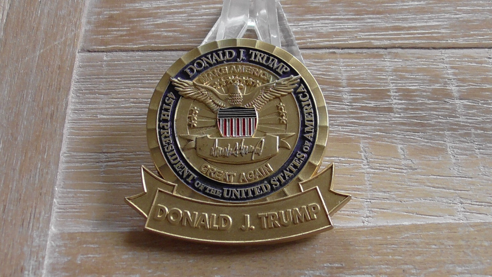 President Donald Trump White House MAGA POTUS Challenge Coin #B500 ...